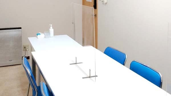 【207】小会議室(定員8名) の写真3