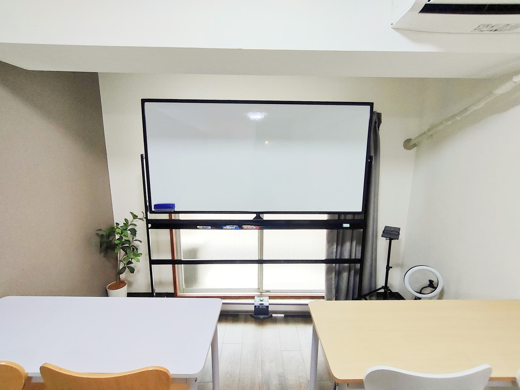 〈JOY博多1〉【博多駅5分/16名利用可】設備無料/高速光Wi-Fi/ホワイトボード/プロジェクタースクリーンの写真10