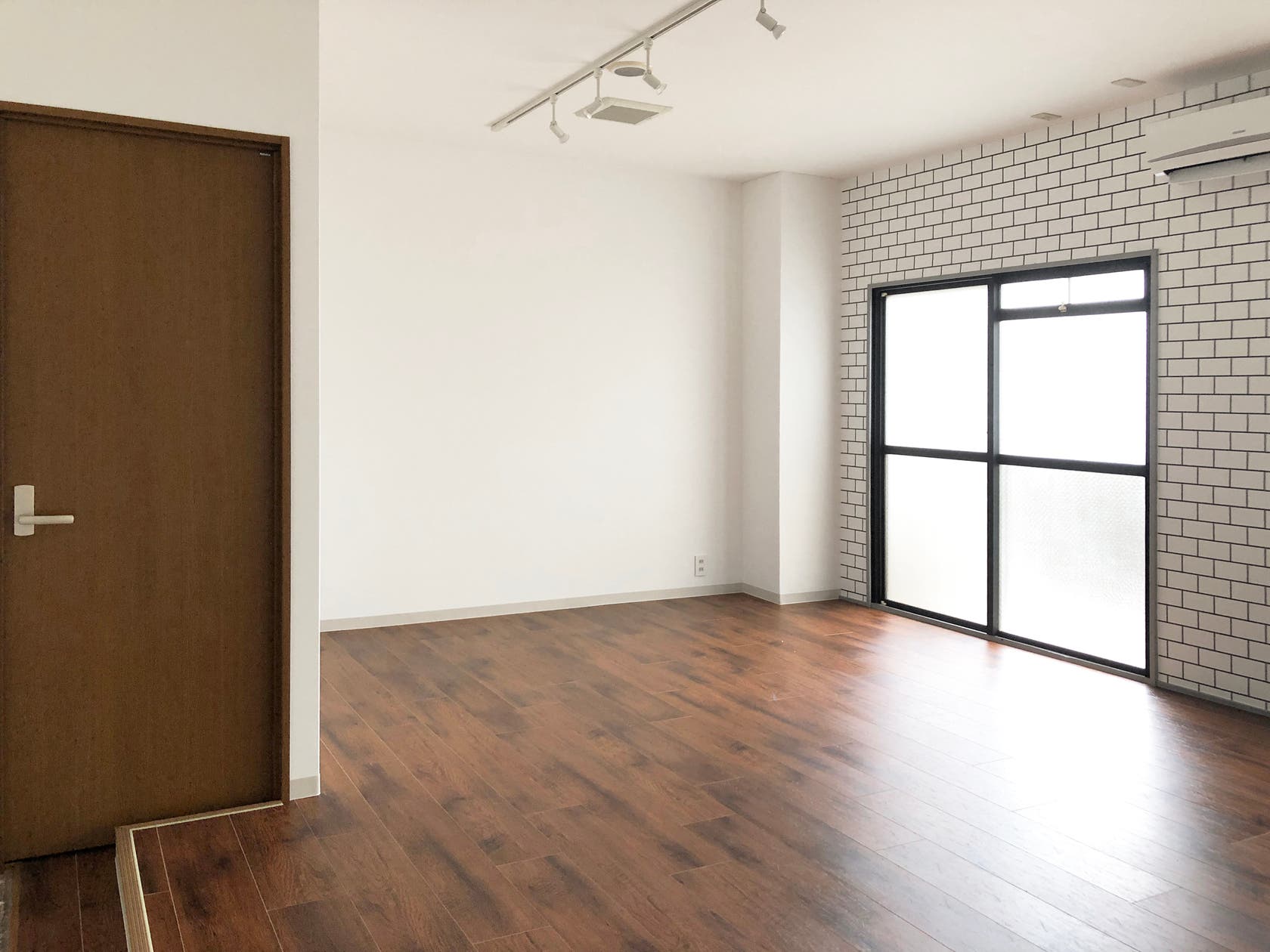 【西長堀・西大橋・桜川駅近】公園の緑に囲まれヨガ・撮影・ダンススタジオに最適！動画・写真撮影も南堀江のレンタルスタジオULTRAの写真5