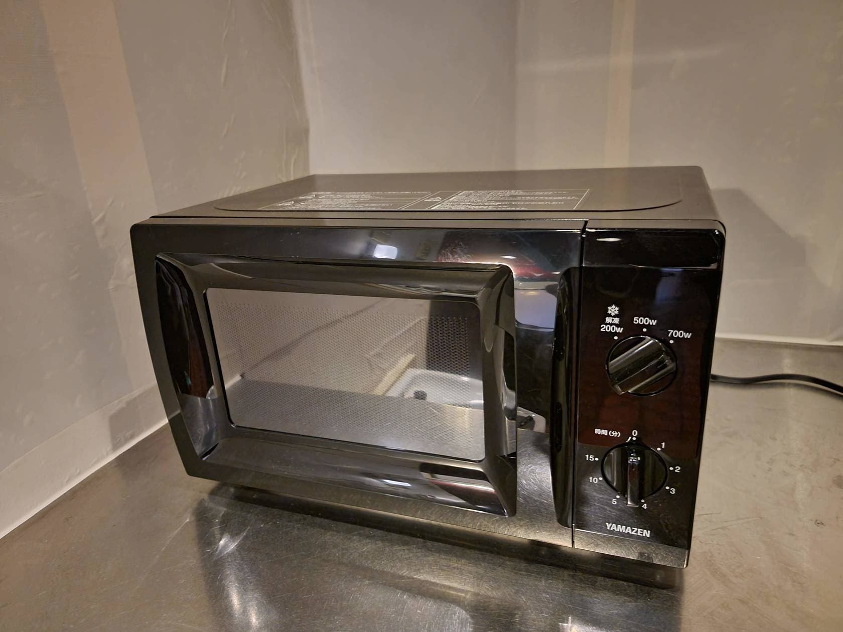 貸し切りカフェやバーのように使えます。コンビニ徒歩2分。プロジェクター・Wi-Fiあり。会議・推し活などに。男衾駅徒歩15分。の写真3