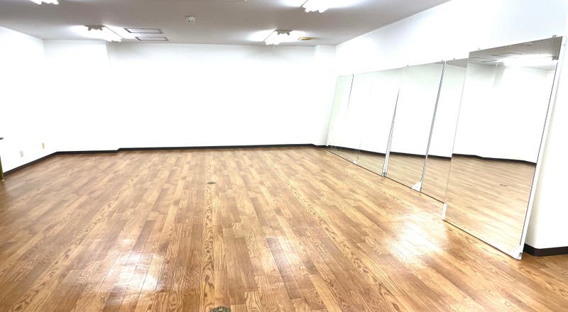 【後楽園駅徒歩５分】都心で格安／ダンスのできるレンタルスタジオ／大型鏡約6m／ダンス・ヨガ・ピラティス・演劇など