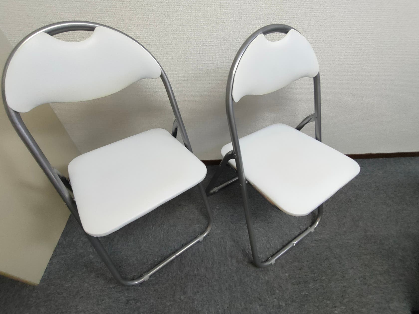 〈トーカン博多〉【博多駅5分/10名利用可】設備無料/高速Wi-Fi/50㌅モニター/ホワイトボード/全身鏡の写真11