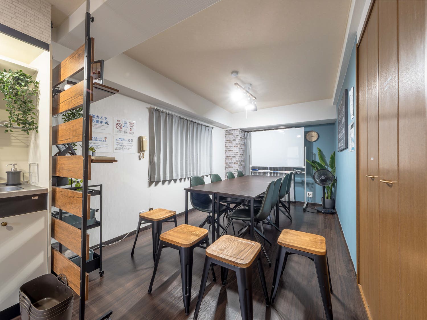 【京橋駅３分】貸会議室/交流会/ボドゲ会🌸24H/最大12名✨高速WiFi・プロジェクター・★完全個室🌸ボードゲームありの写真14