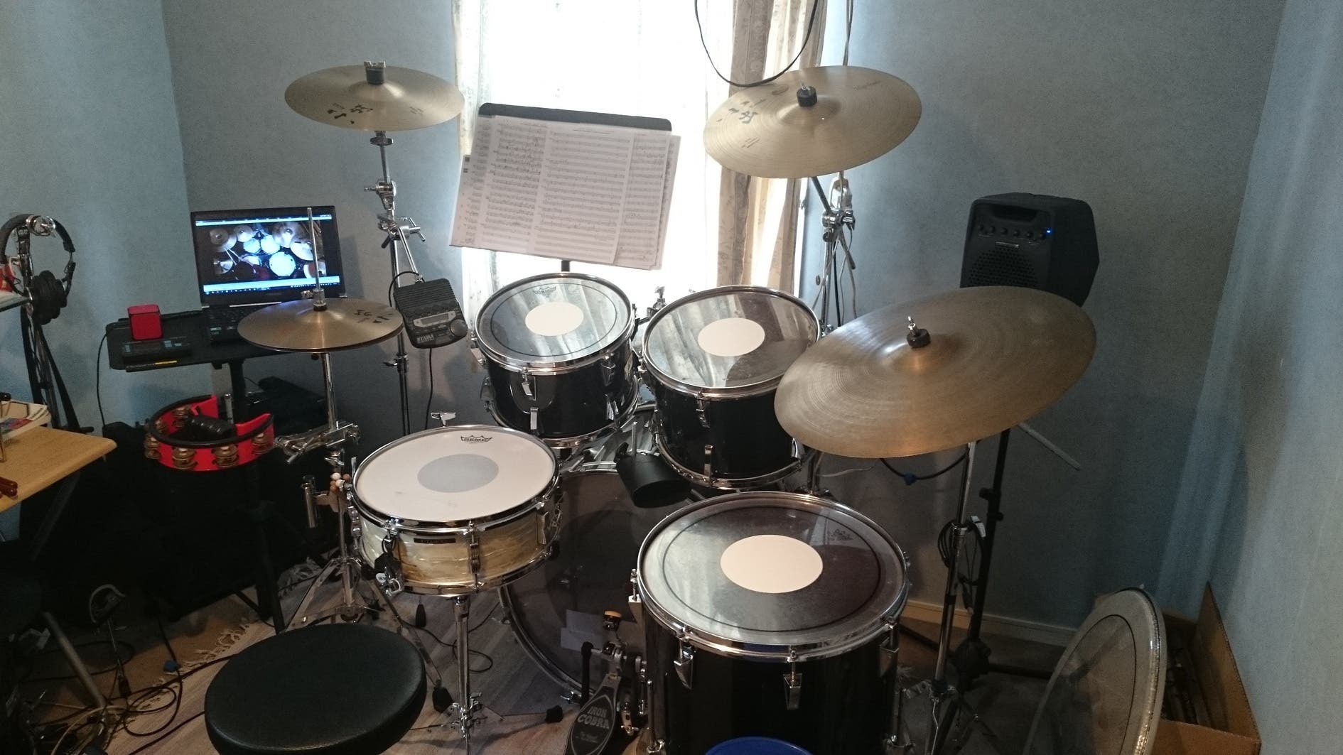 ドラムセットの画像1