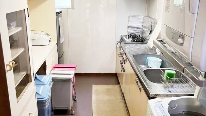 【60㎡以上】東新宿の一軒家内でアクセス抜群【各駅徒歩10分以内】仕事にデートに!🥂宅飲🍻女子会も可能の写真3