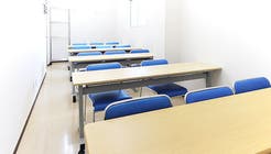 【304】中会議室(定員13名)の写真3