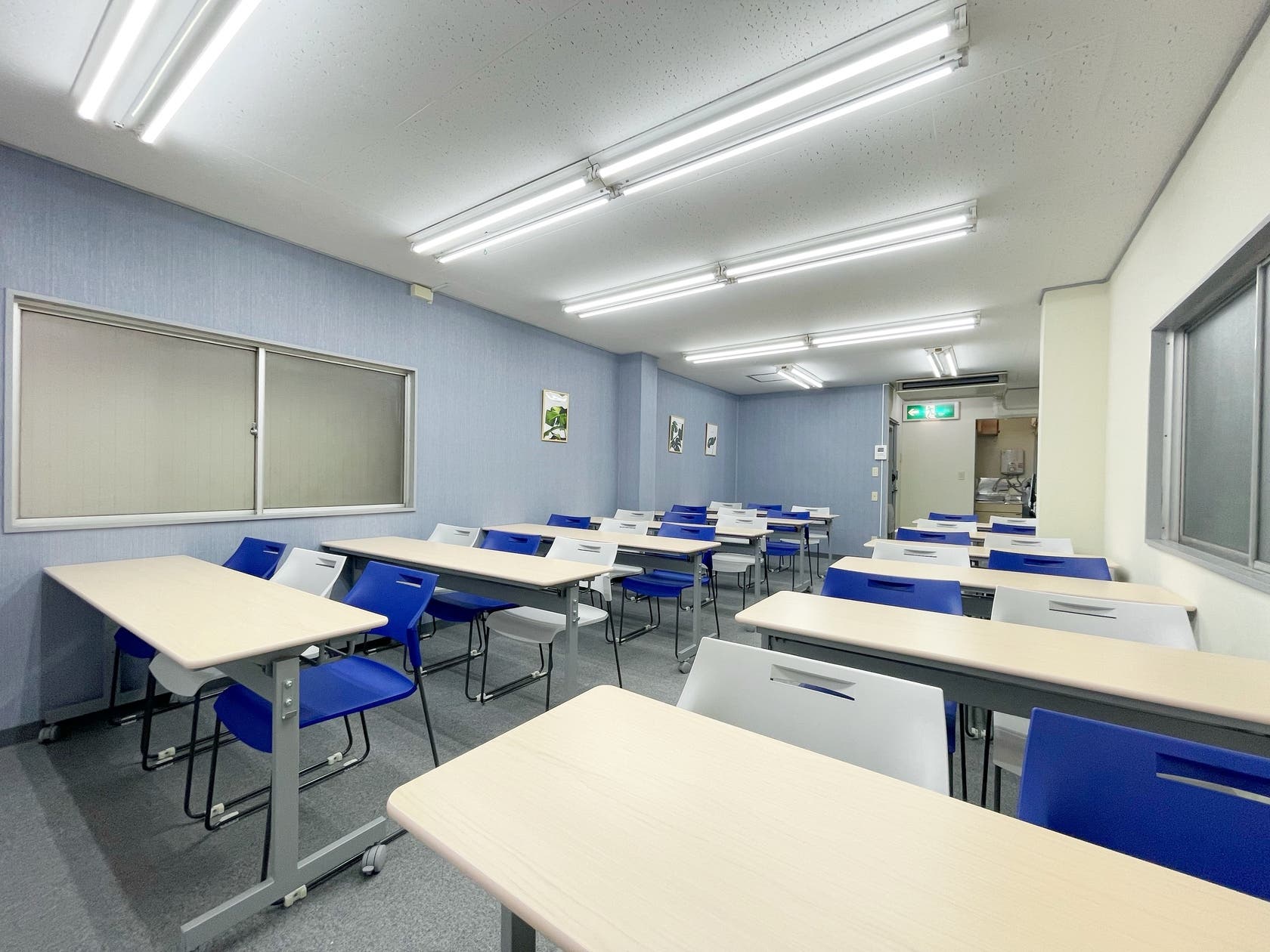 浜松町駅４分✨大門駅２分/平日1999円～/30名/光Wi-Fi/設備無料/プロジェクター/レイアウト自由/スクリーンの写真7