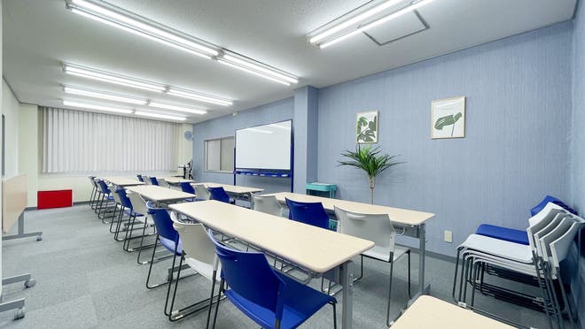 浜松町駅4分✨大門駅2分/平日1999円~/30名/光Wi-Fi/設備無料/プロジェクター/レイアウト自由/スクリーンの写真8