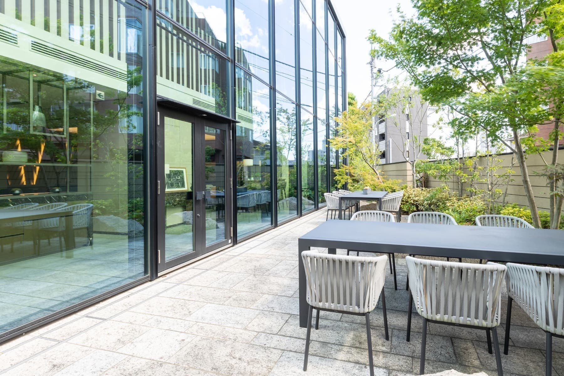 【赤坂駅徒歩7分 / Mo:take STUDIO 赤坂】ホテルロビーのような高級感のある空間で撮影・会議をの写真22