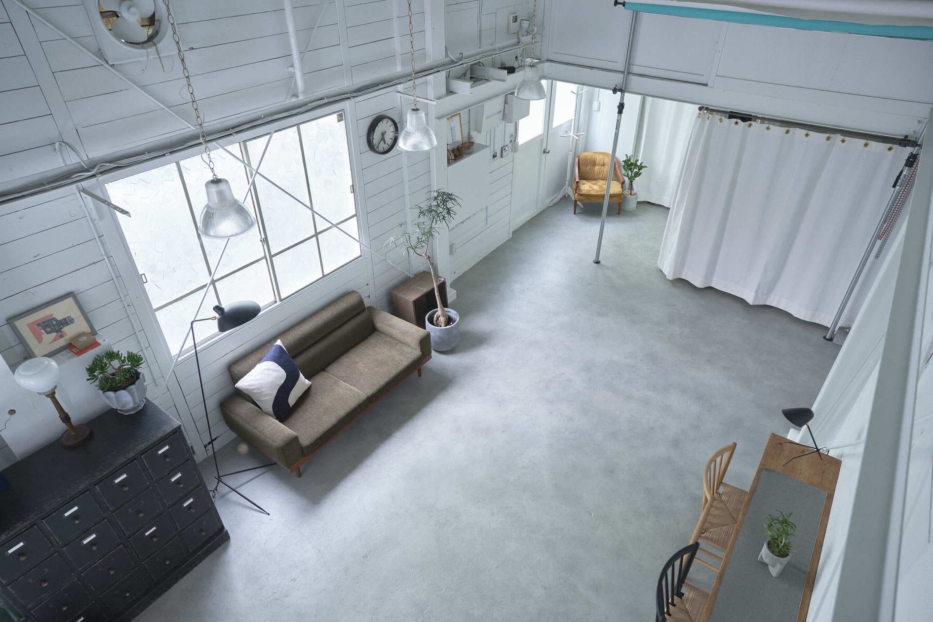 【天高4m/2面採光】洗練された海外を思わせる自然光スタジオ/雑貨やアパレル撮影に！清澄白河エリアの写真5