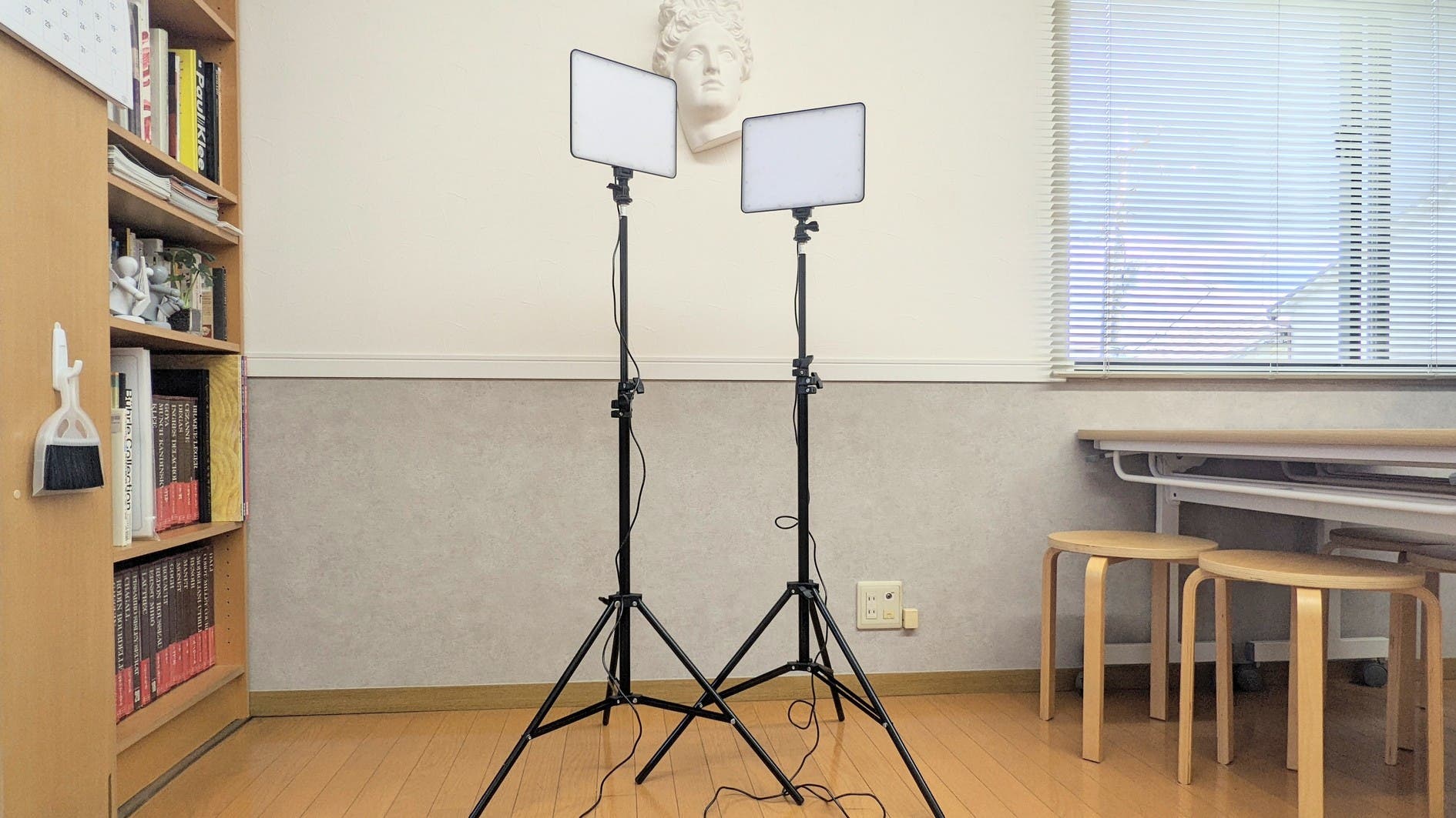 動画撮影用簡易LED照明２脚（調光機能付き）の画像2