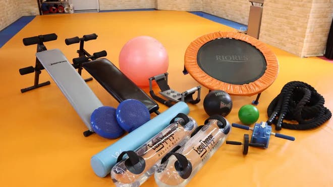 【JR西宮徒歩5分】全面床マット!ヨガ、ダンス、武道などのレッスンが可能です!鏡、シャワー、更衣室あり。【2022年改装】の写真2