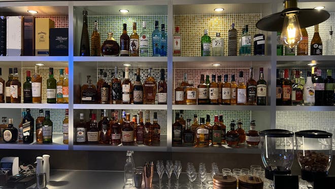 2023年夏オープン★広々とした空間はみんなで盛り上がること間違いなし!ダーツやカラオケ、動画鑑賞など様々な利用シーンに☆の写真3