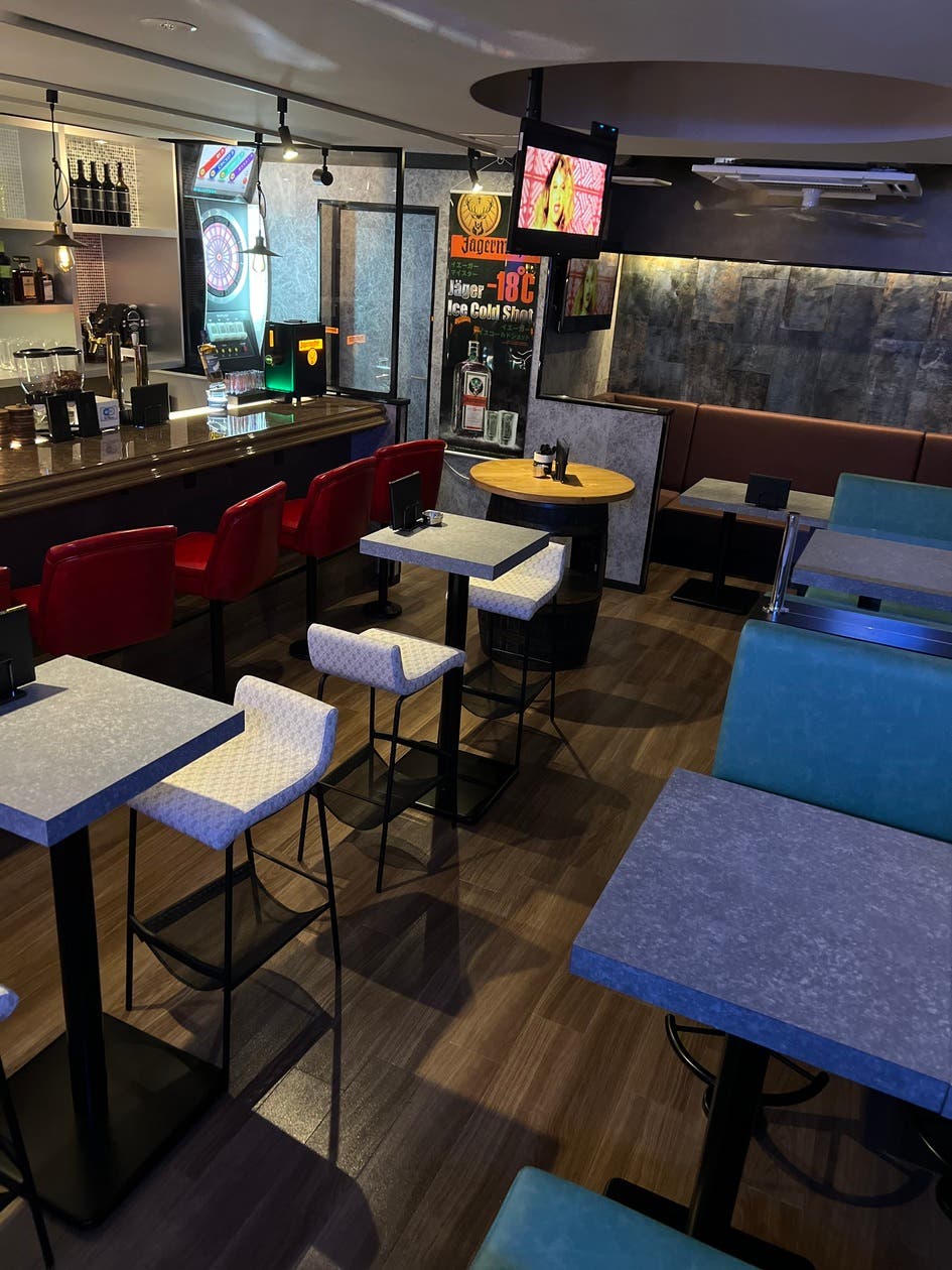 2023年夏オープン★広々とした空間はみんなで盛り上がること間違いなし！ダーツやカラオケ、動画鑑賞など様々な利用シーンに☆の写真5