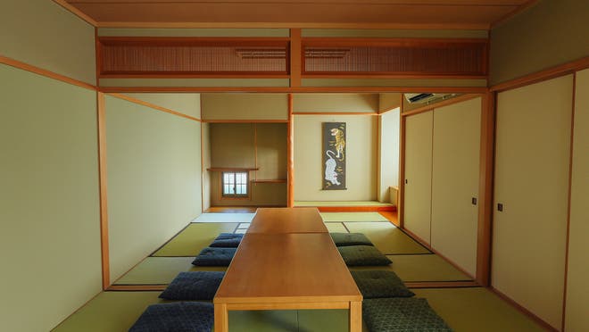 大治町のレンタル和室です。床の間のあるレンタル和室。バス停より徒歩1分!撮影も快適にご利用いただけます。Wi-Fi📶の写真3