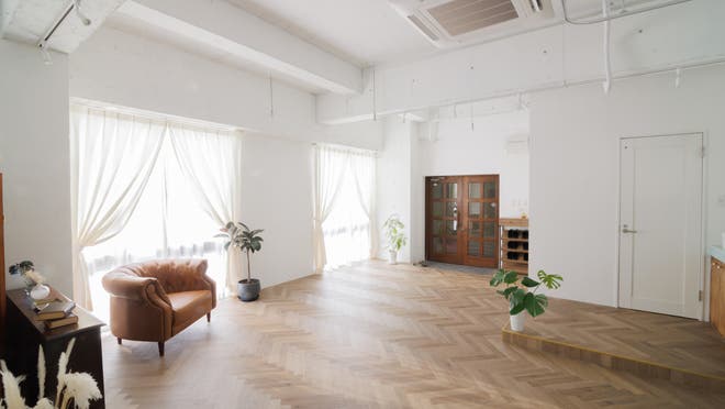 JR成田線湖北駅から徒歩1分の撮影用ハウススタジオの写真1