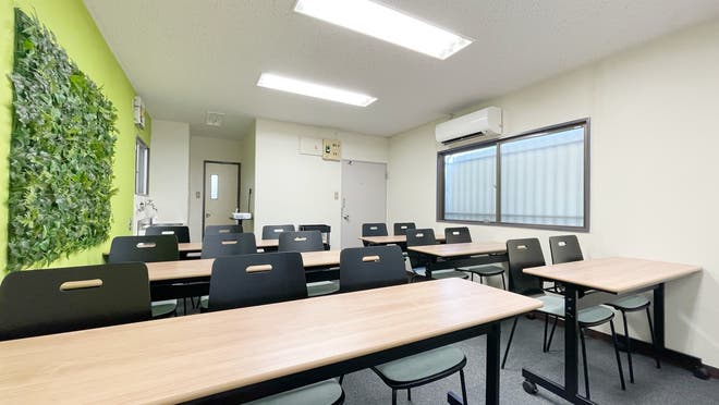 ★有楽町エリア格安★期間限定値下げ★光回線🌟有楽町駅/銀座駅徒歩6分、東京駅近■最大18名♪完全個室!Wi-Fi、プロジェクターの写真9