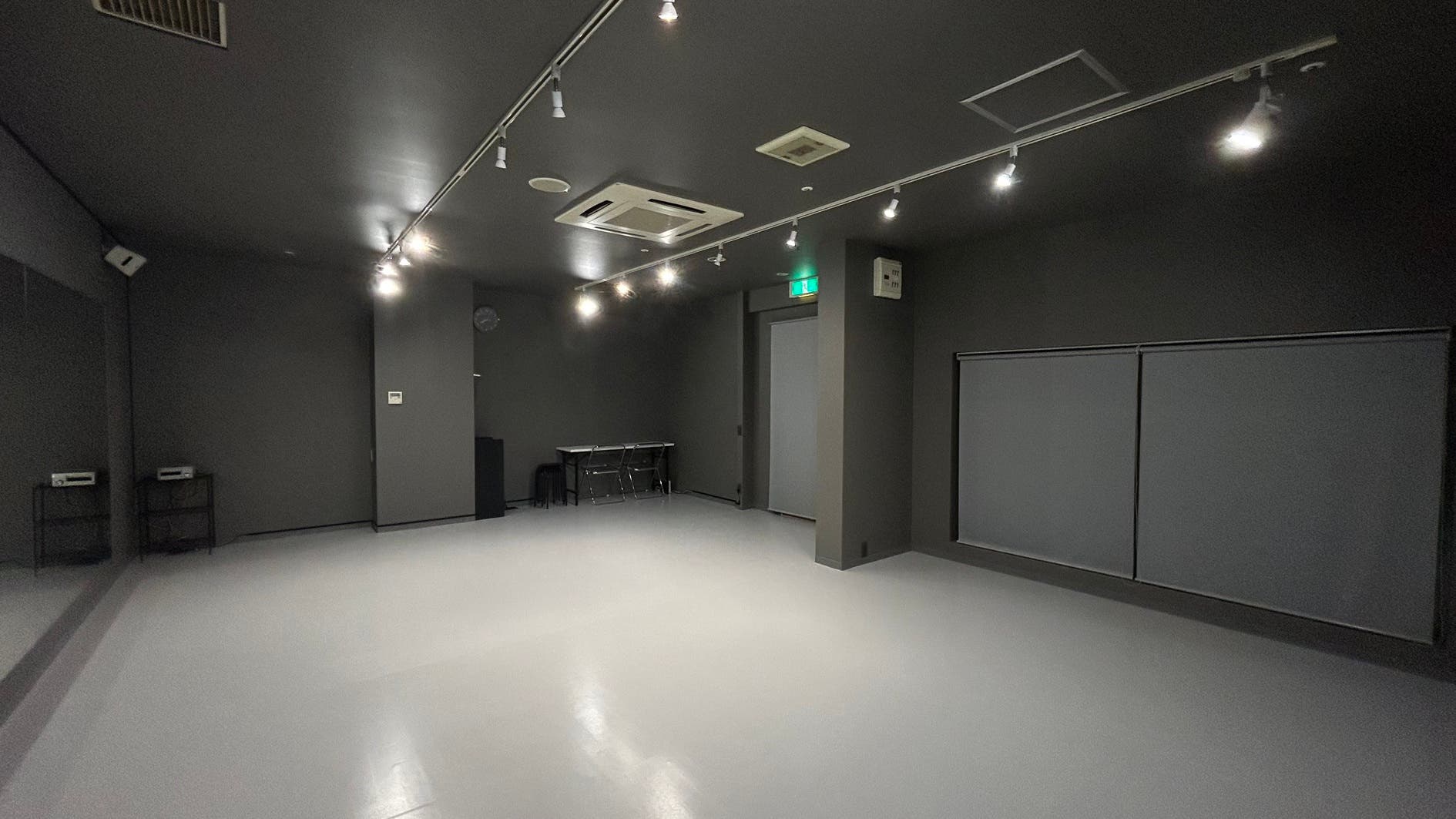 地下鉄駅直結ビル内でアクセス抜群！SNS映え☆スタイリッシュでかっこいいレンタルスタジオ♪無料駐車場完備！の写真5