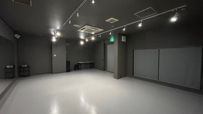 地下鉄駅直結ビル内でアクセス抜群!SNS映え☆スタイリッシュでかっこいいレンタルスタジオ♪無料駐車場完備!の写真5