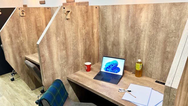 1名様用のワイドブース【7】東銀座 駅から直結!コワーキングにおススメ!の写真2