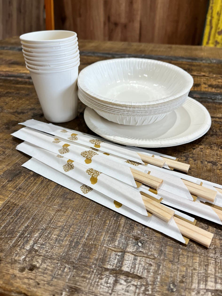紙皿、タレ紙皿、紙コップ、割り箸10名様セットの画像1