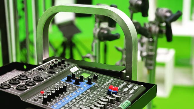 ライブ配信・動画撮影(クロマキー&白ホリ)スタジオ ♪豊富なレンタル機材の写真4