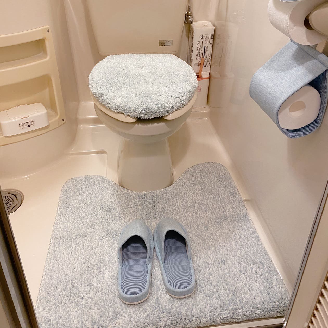 夕方からは1時間1,100円！！【池袋駅5分】電動ベッド・備品多数・完全個室・セラピー・マッサージ・ヒーリングなどにピッタリ空間の写真13