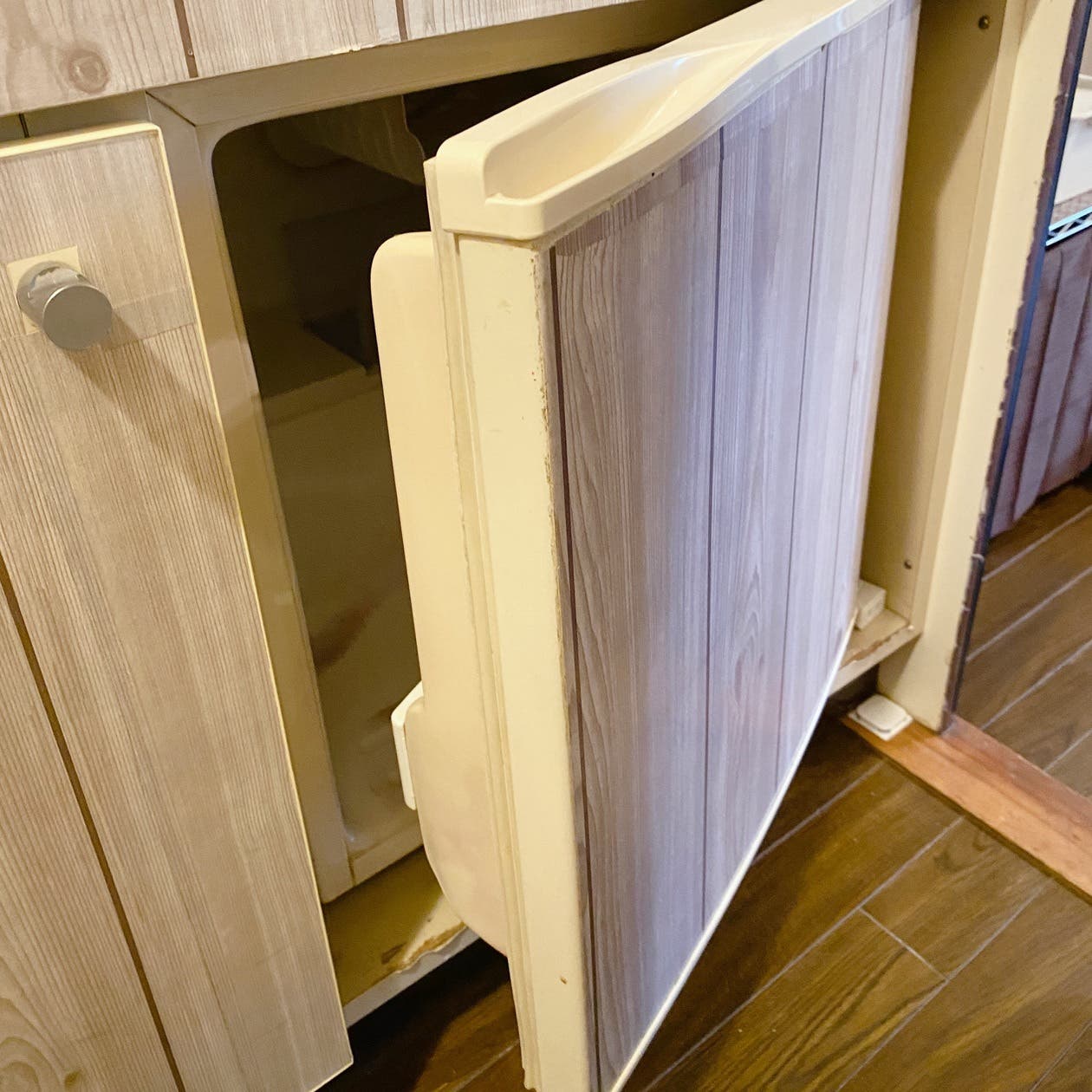 夕方からは1時間1,100円！！【池袋駅5分】電動ベッド・備品多数・完全個室・セラピー・マッサージ・ヒーリングなどにピッタリ空間の写真16