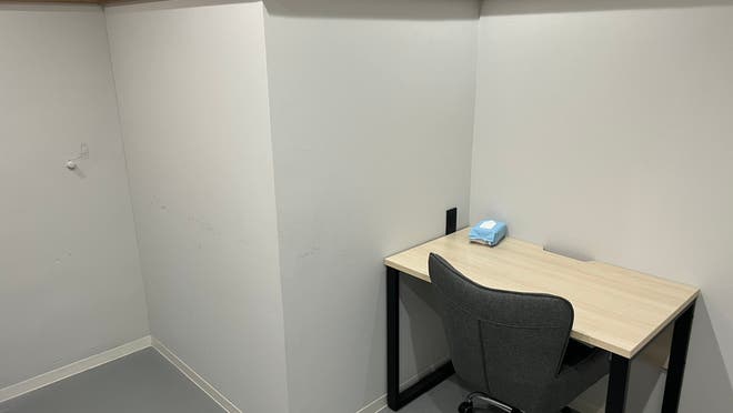 白金高輪駅徒歩5分|モニター・フリードリンク付き完全個室型3名個室【R-6】の写真5