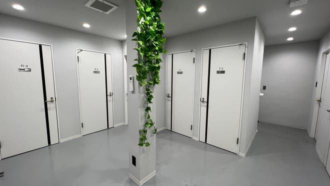 白金高輪駅徒歩5分|モニター・フリードリンク付き完全個室型3名個室【R-6】の写真8