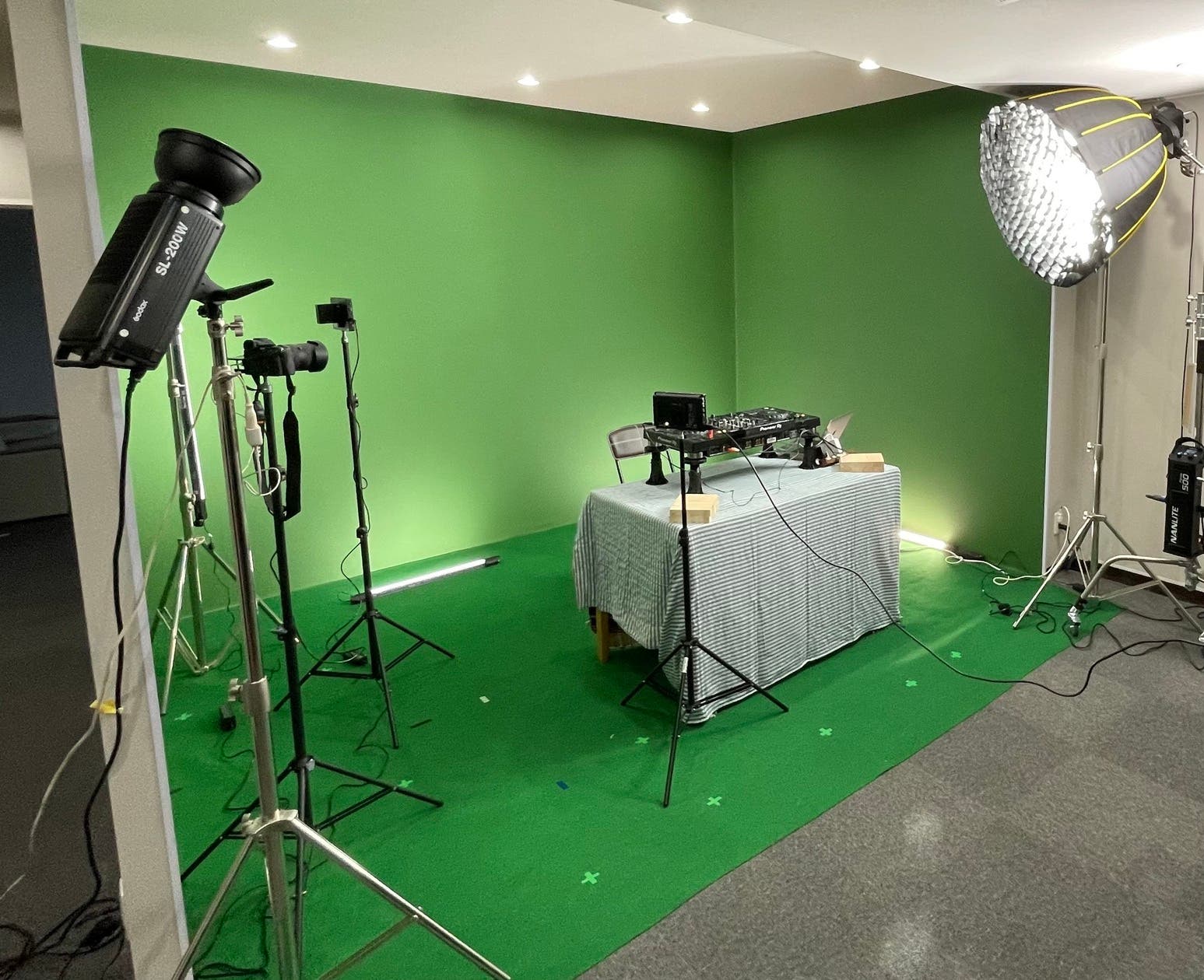 【 大阪 阿波座駅から徒歩3分の4面クロマキースタジオ】の写真6