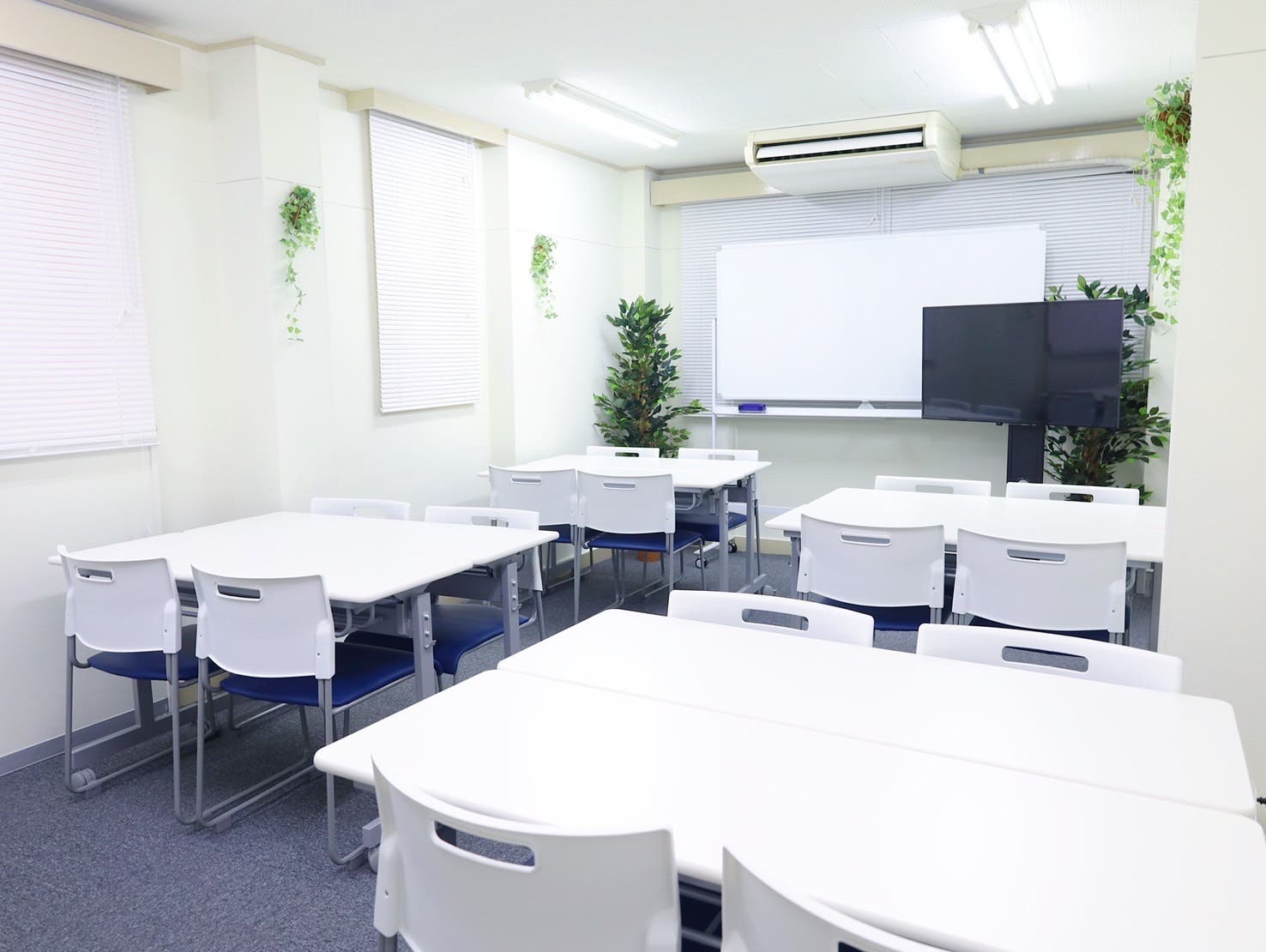 【西武新宿駅4分】光回線、無料Wi-Fi、設備多数♪ セミナー、ボードゲームにも最適！最大１６名利用可♪の写真9