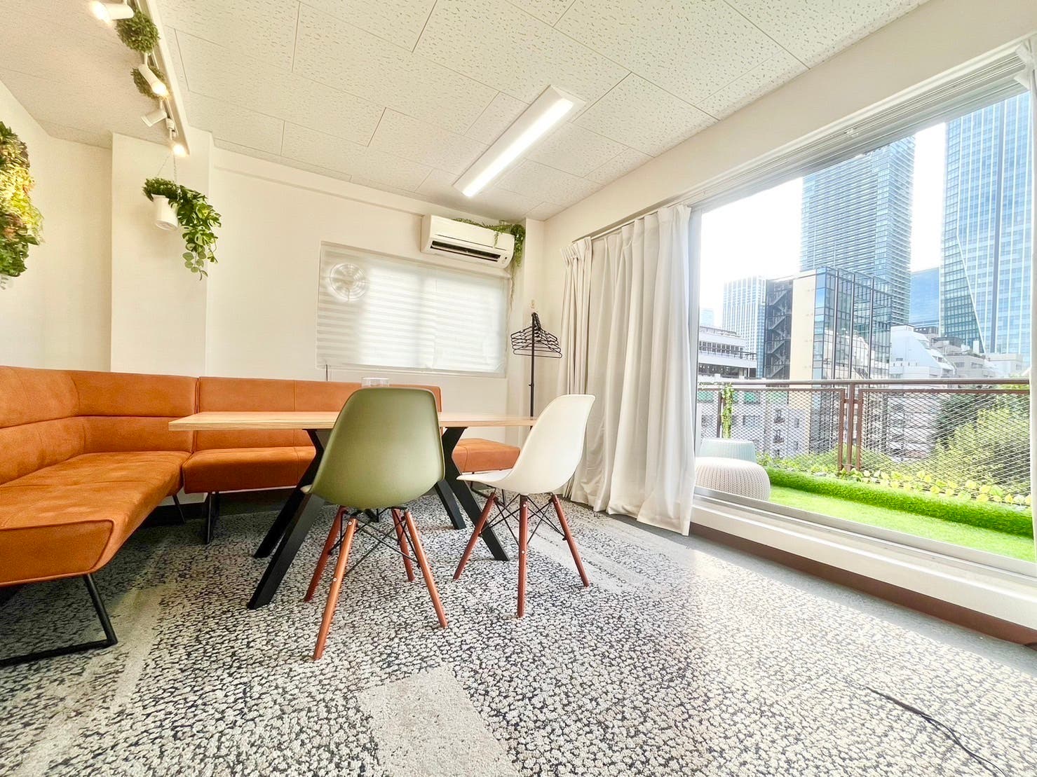 【内幸町4分、新橋・虎ノ門6分】最大20名/虎ノ門ヒルズ一望！会議・ご商談 ・撮影・女子会・ボドゲ等！飲食🍷可！の写真9