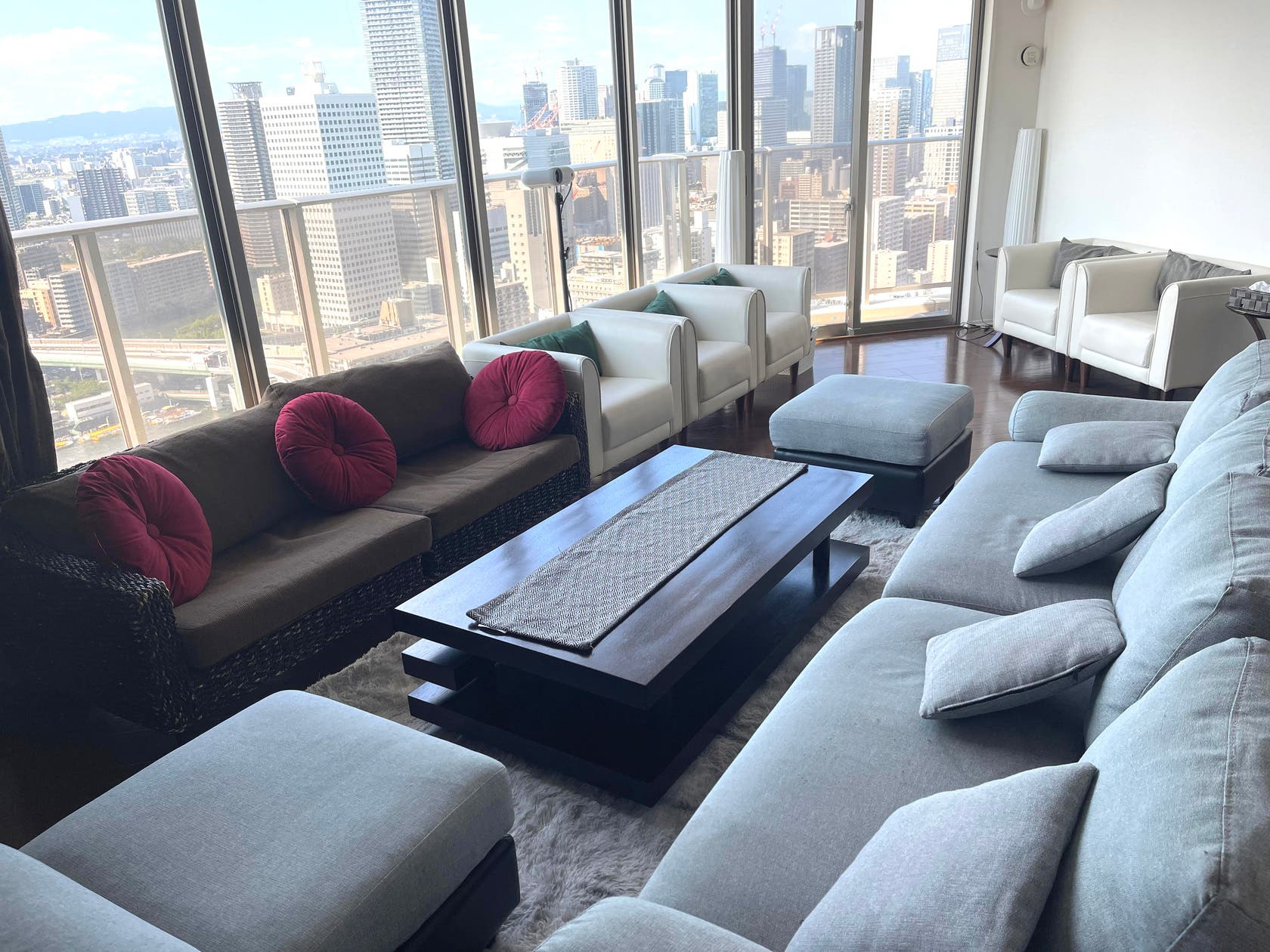 高層階階からの綺麗絶景夜景！＃淀川花火大会＃ユニバ＃タワマン＃高層階＃夜景＃撮影＃コスプレ＃配信の写真3