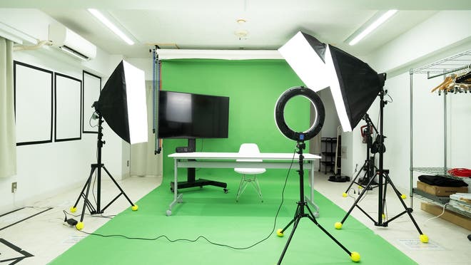 横浜駅徒歩6分【神奈川県内最安!!★本格撮影スタジオ】1H/2400円〜★背景紙&機材込み写真&動画撮影に最適なスタジオの写真2