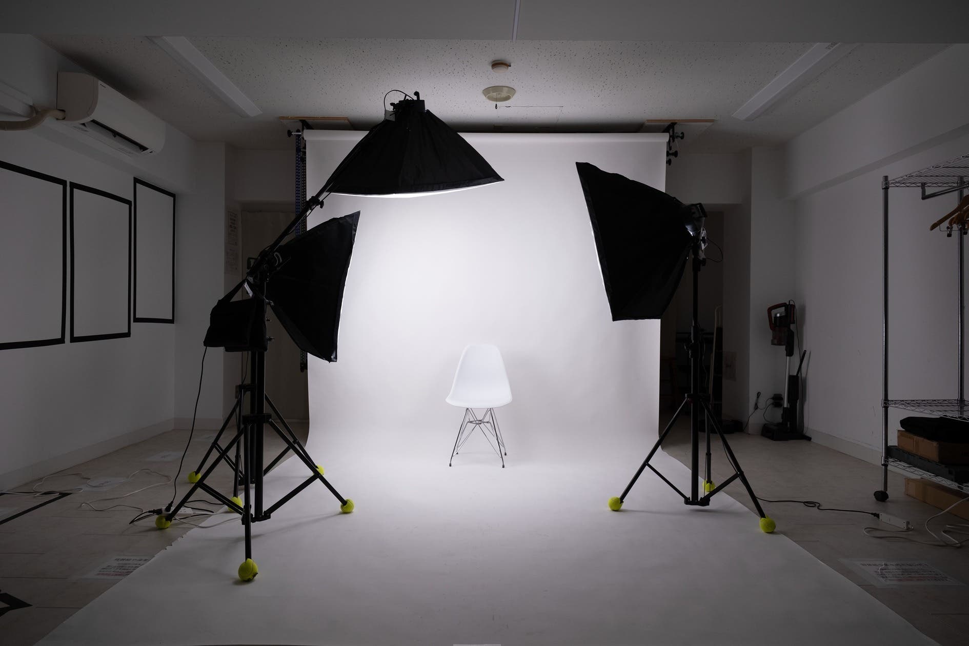 横浜駅徒歩6分【神奈川県内最安!!★本格撮影スタジオ】1H/2400円〜★背景紙＆機材込み写真＆動画撮影に最適なスタジオの写真10