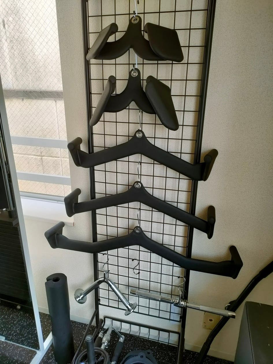 24時間ジム、新宿3丁目駅3分、当日予約でお得な割引きも！人気マルチマシン完備、個人利用可、自分好みの照明演出に、ドラマ出演ジムの写真12