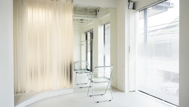 シンプルな白壁スタジオ|表参道駅から徒歩4分の写真2