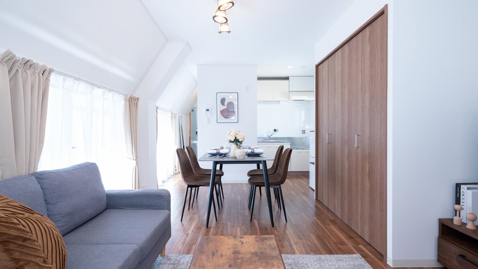 【🚃西梅田3分/大阪駅徒歩圏内】去年9月オープン🎉🎊大人気フロア貸し切り🏢最大15名🎉100㌅巨大スクリーン🎥パーティ、セミナーの写真9