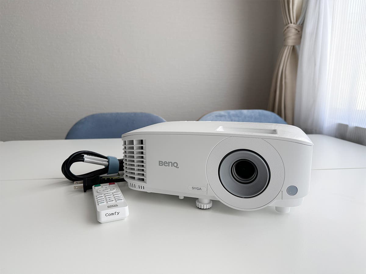 ✨新大阪駅10秒✨超高速光Wifi✨プロジェクター✨55型TV✨amazon fire stick✨の写真12