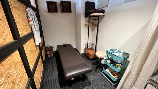 【広島市】トレーニングスペース プライベートジム/レンタルジム/筋力トレーニング/ヨガ/整体/マッサージの写真4
