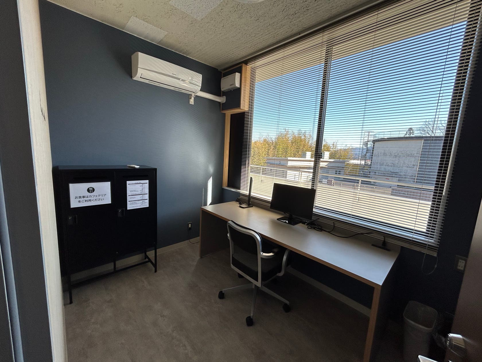 完全個室でリモートワークや会議室に最適！プライベート会議室（個室C）の写真2