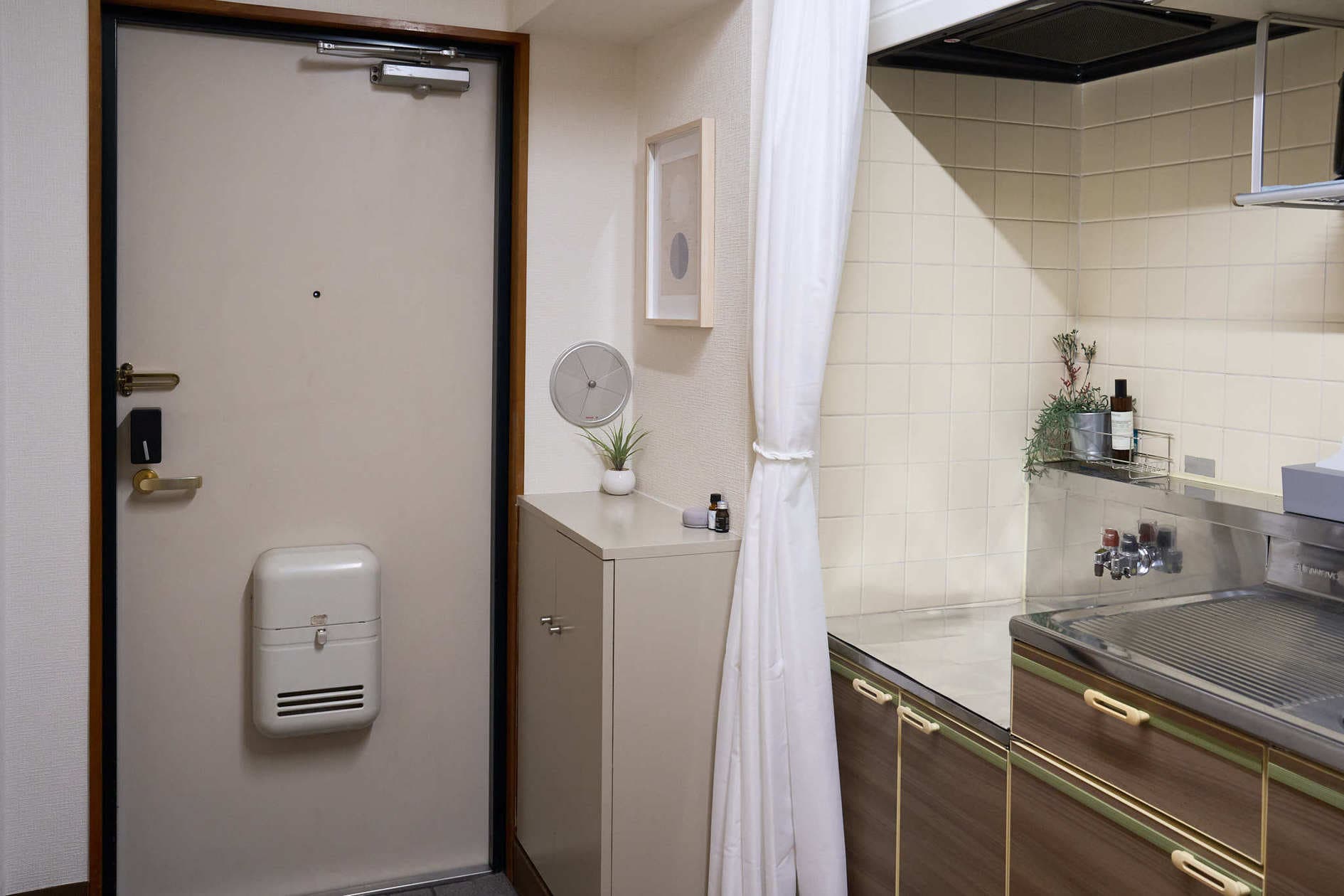 【NEW✨】高島屋裏すぐ2階🚶‍♀️好立地でお客様満足度もUP！シンプルモダンな広々した個室🏡の写真8