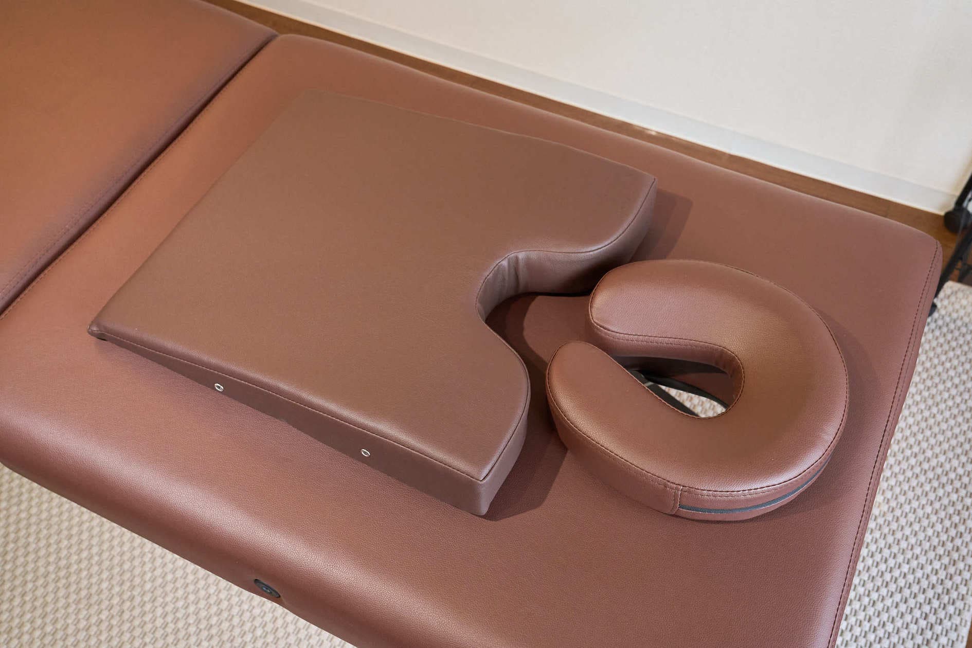 【NEW✨】高島屋裏すぐ2階🚶‍♀️好立地でお客様満足度もUP！シンプルモダンな広々した個室🏡の写真20