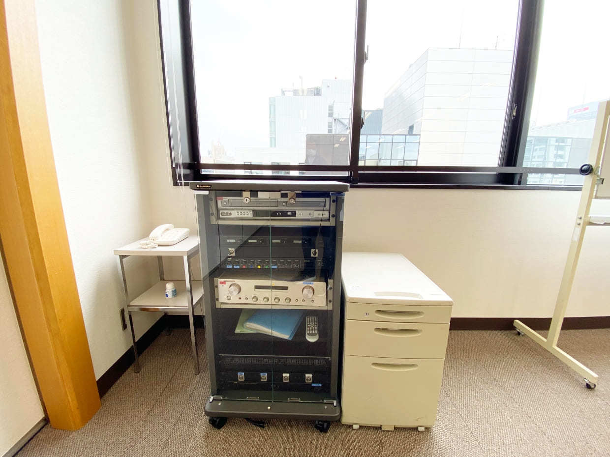 名古屋会議室 法研 第1+2会議室【久屋大通駅徒歩2分・最大48名・法研中部久屋大通店】の写真8