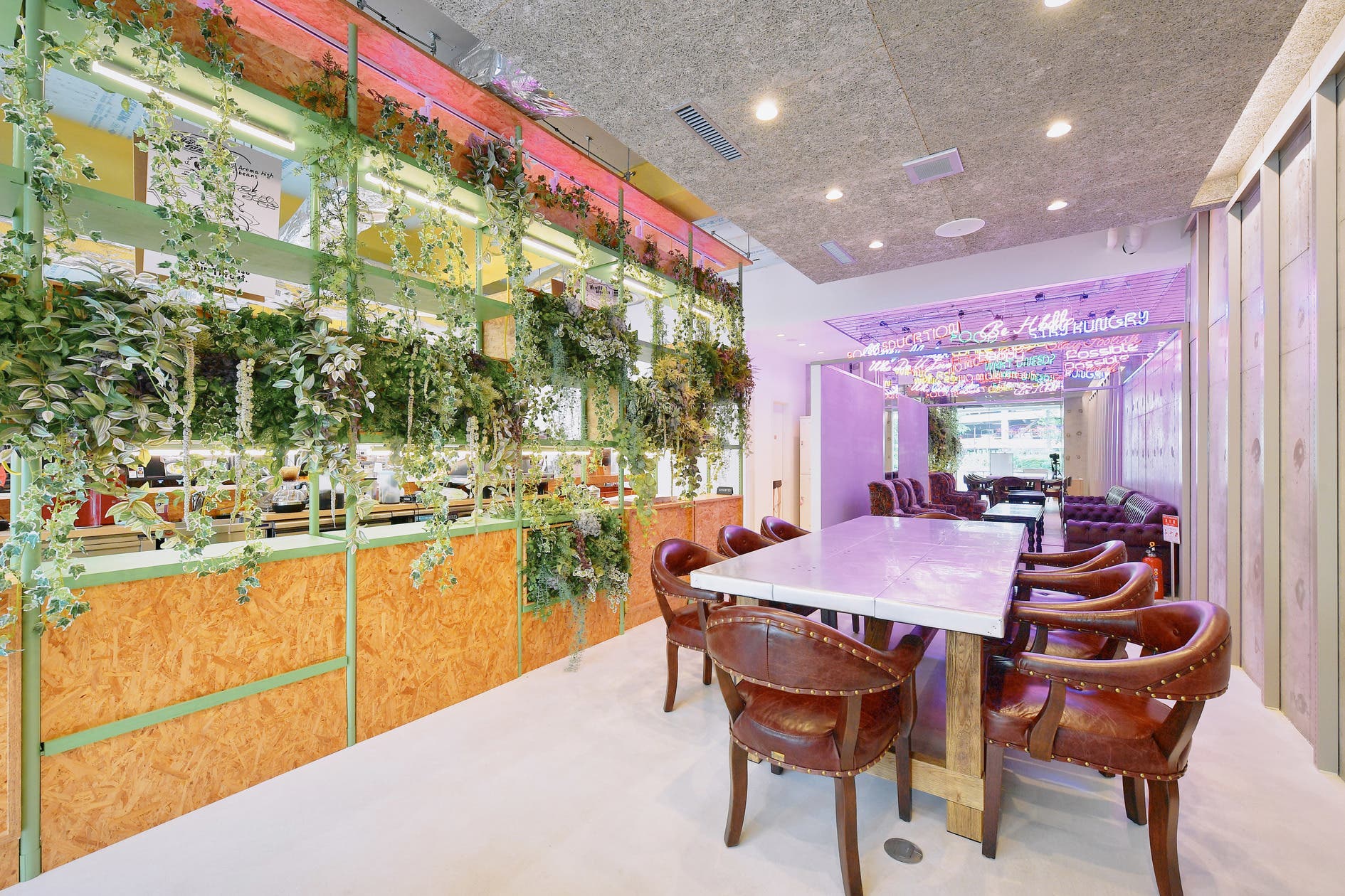 ＜Funky table 車道店【会議スペース】＞店内一部貸切☕️光回線Wi-Fi📶MTG/打ち合わせ/ワークショップの写真1