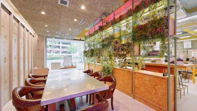 <Funky table 車道店【会議スペース】>店内一部貸切☕️光回線Wi-Fi📶MTG/打ち合わせ/ワークショップの写真6