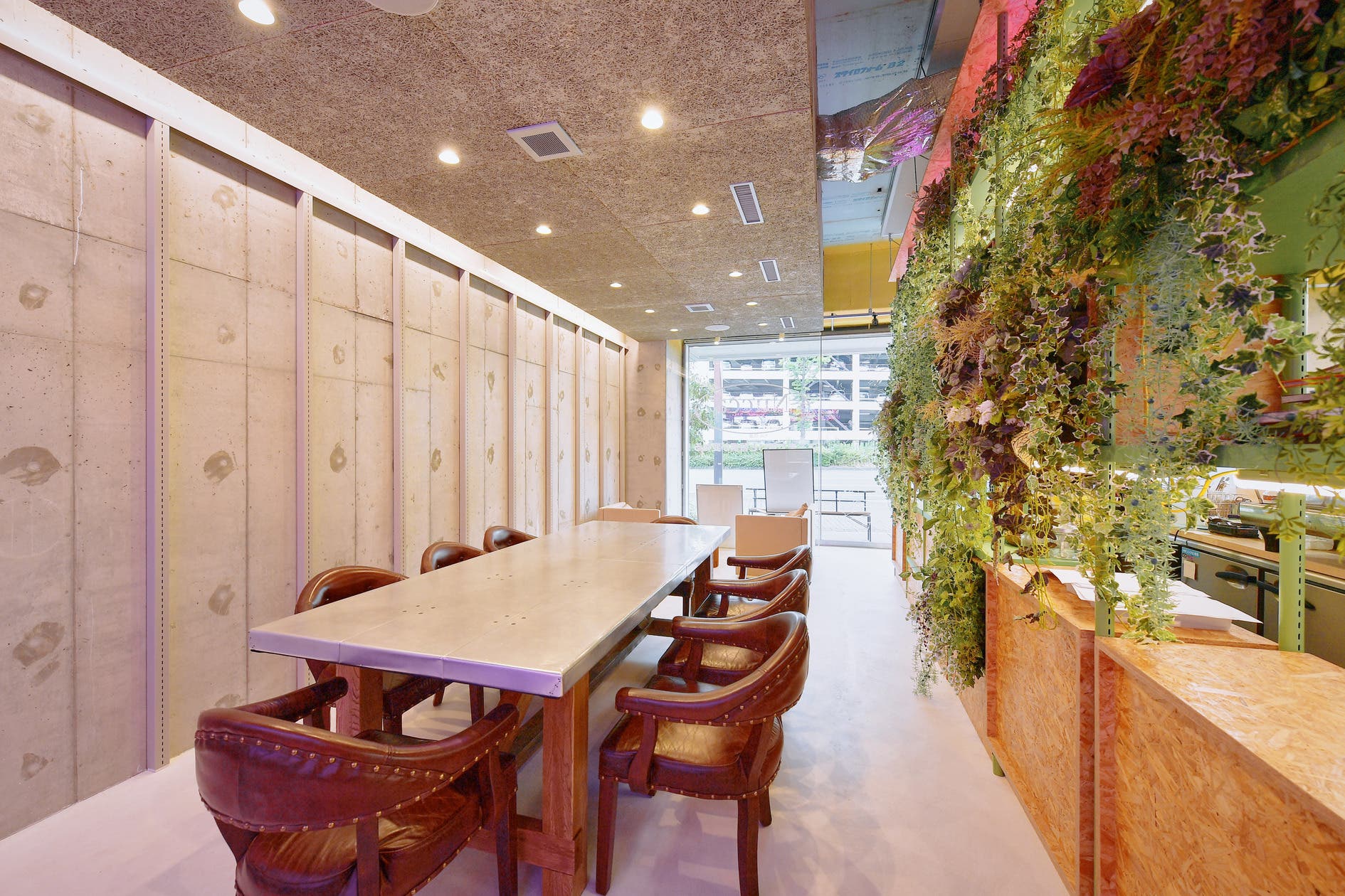 ＜Funky table 車道店【会議スペース】＞店内一部貸切☕️光回線Wi-Fi📶MTG/打ち合わせ/ワークショップの写真7