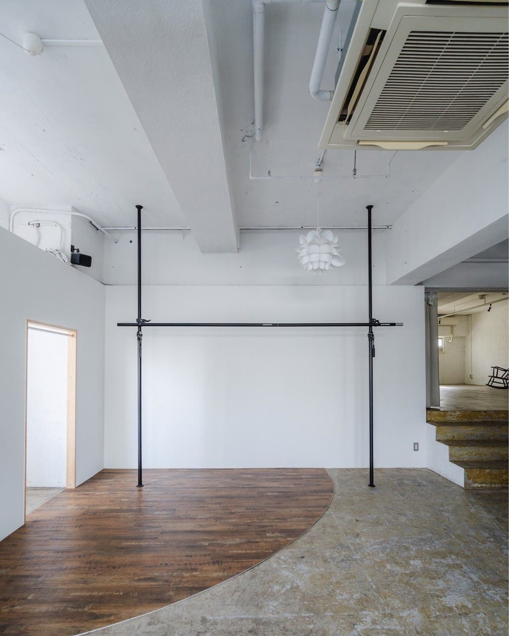 名古屋星ヶ丘にあるカフェのような広々空間で撮影可能なスタジオ兼レンタルスペースです。の写真10