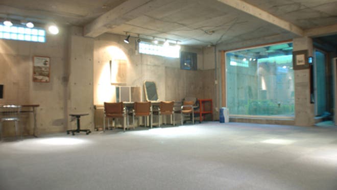 俯瞰撮影楽な吹き抜け コンクリート打ちっ放しの地下 街並みが見渡せる屋上の写真9